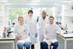 Medical Lab Technologist Jobs in Canada | Prepare For Canada